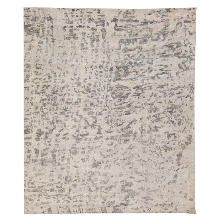 Contemporary Abstract Handmade Gray and Beige Wool Rug For Sale at 1stDibs