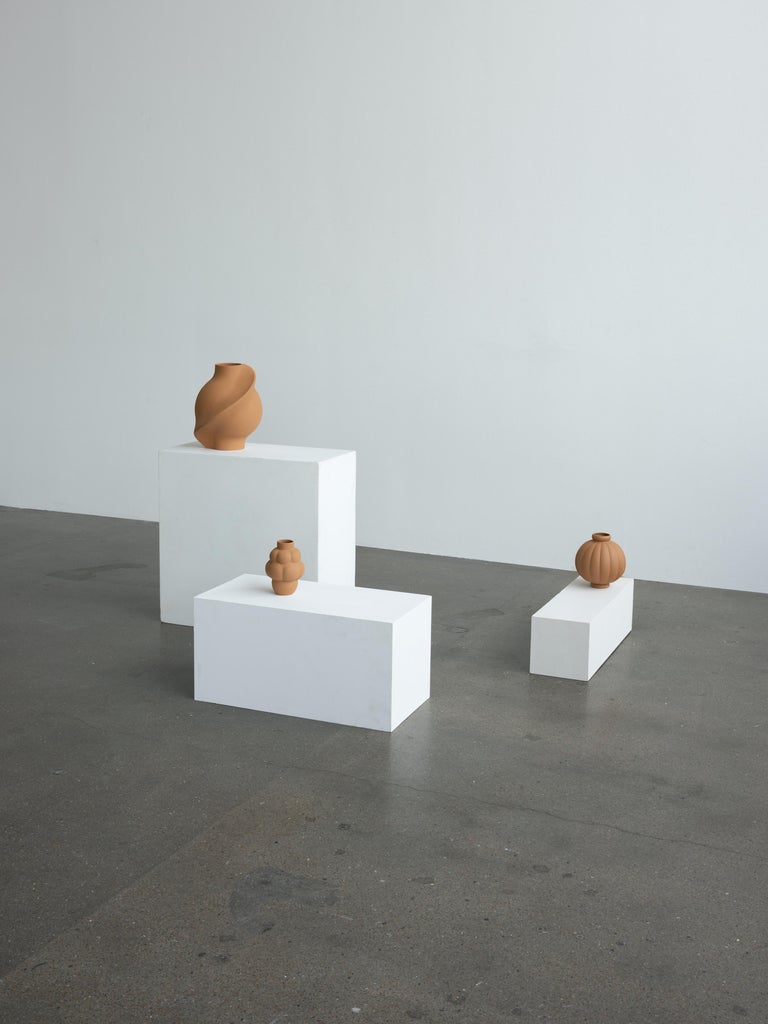 Contemporary 'Balloon Vase 04 Petit' by Louise Roe, Sky Blue For Sale ...