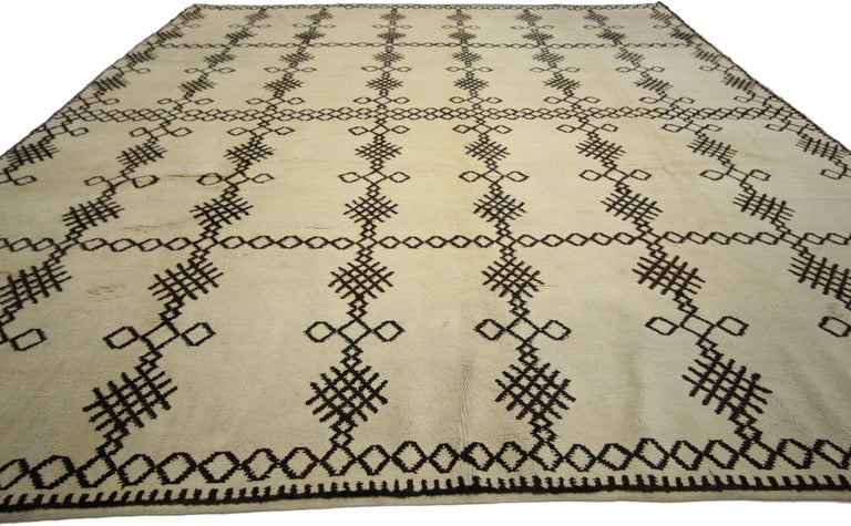 Contemporary Berber Moroccan Rug with Diamond Cross-Hatch Pattern For ...