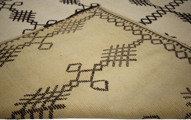 Contemporary Berber Moroccan Rug with Diamond Cross-Hatch Pattern For ...