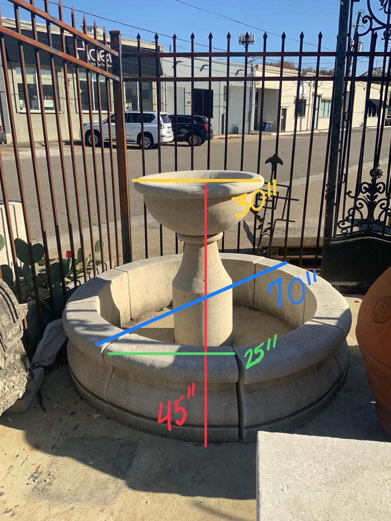 Contemporary Central Infinity Fountain For Sale at 1stDibs