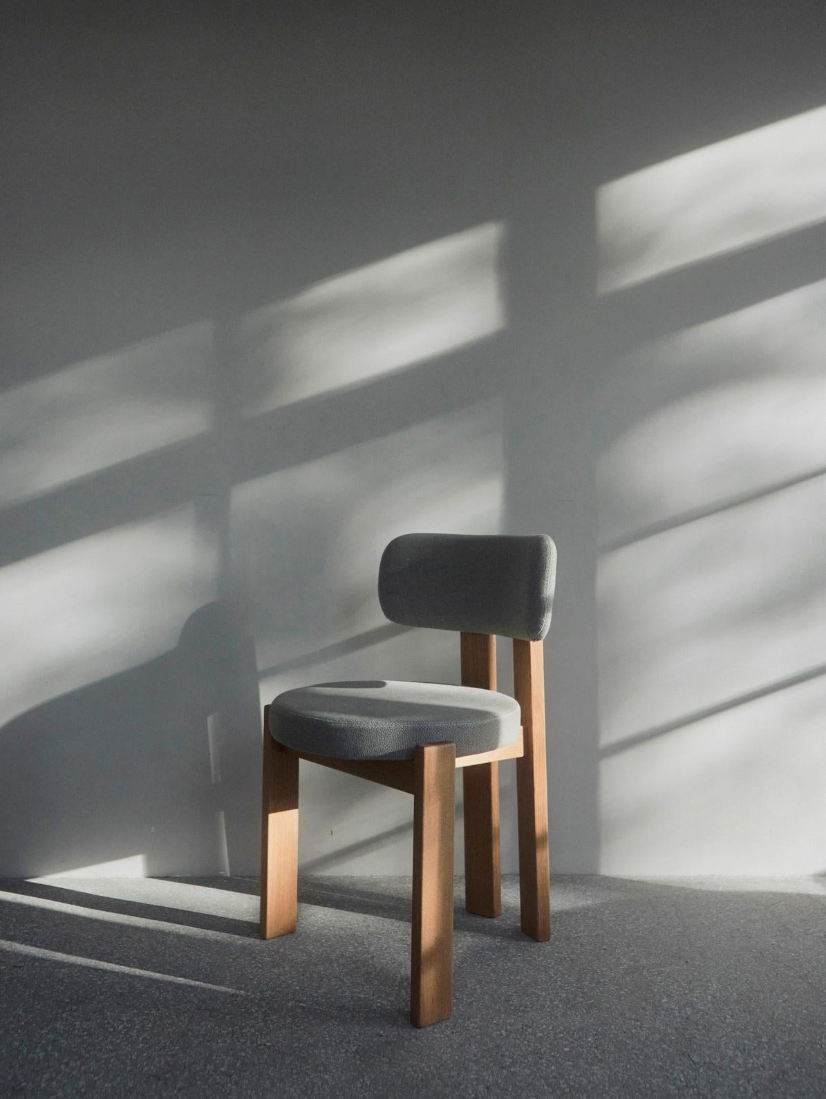 Contemporary Chair 'TR' by Fora Projects, Medium Oak, Vidar col.1511 ...
