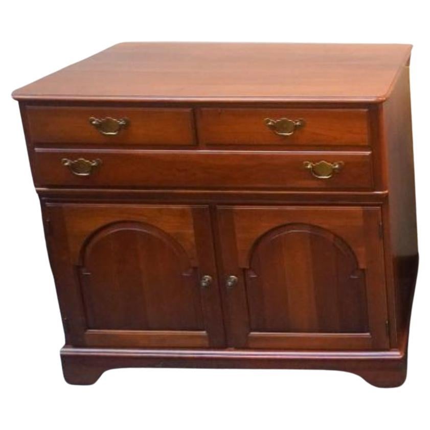 Contemporary Chippendale Style Side Cabinet Buffet For Sale at 1stDibs