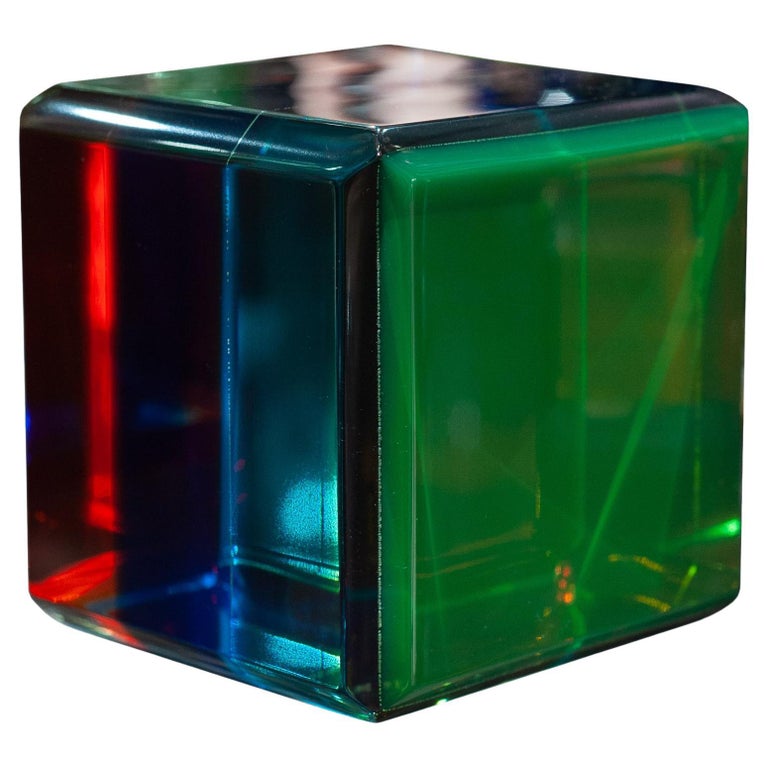 Contemporary Faceted Multicolour Acrylic Cube Block For Sale at 1stDibs