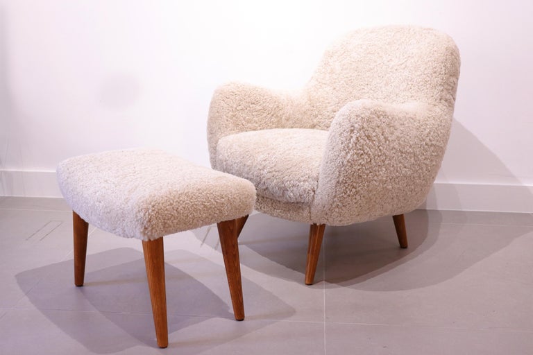 Contemporary Handmade Sheepskin and Oak 'Teddy Bear' Tub Chair and ...