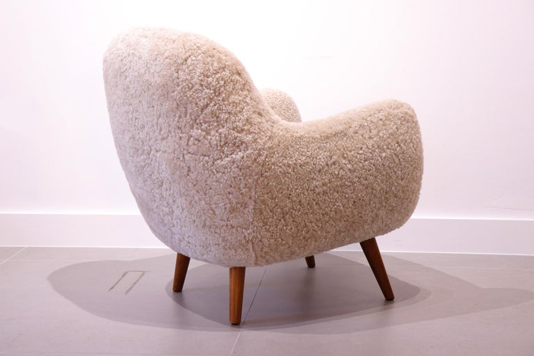 Contemporary Handmade Sheepskin and Oak 'Teddy Bear' Tub Chair and ...