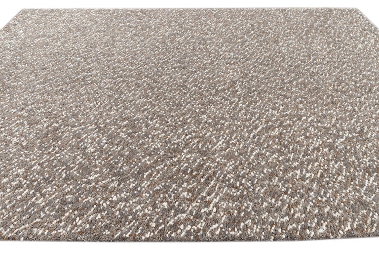 Contemporary Handwoven Grey Textured Wool Rug For Sale at 1stDibs