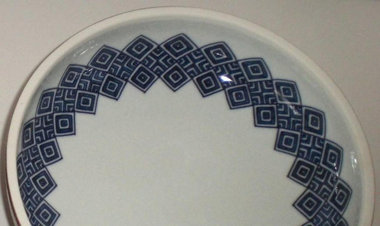 Contemporary Japanese Pure Platinum Gold Red Porcelain Box by Master ...