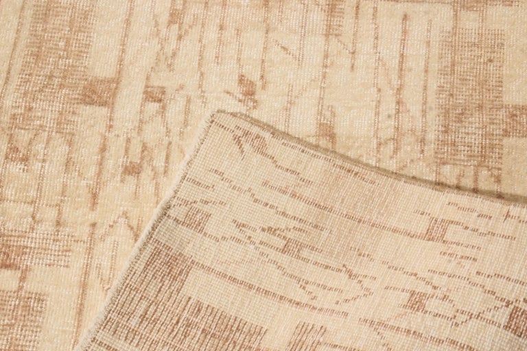 Contemporary Maze Design Geometric Beige Wool Rug For Sale at 1stDibs