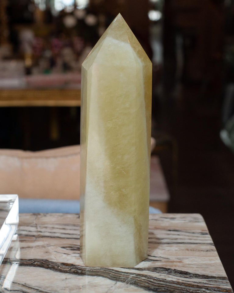 Contemporary Medium Green Onyx Obelisk / Crystal Point For Sale at 1stDibs