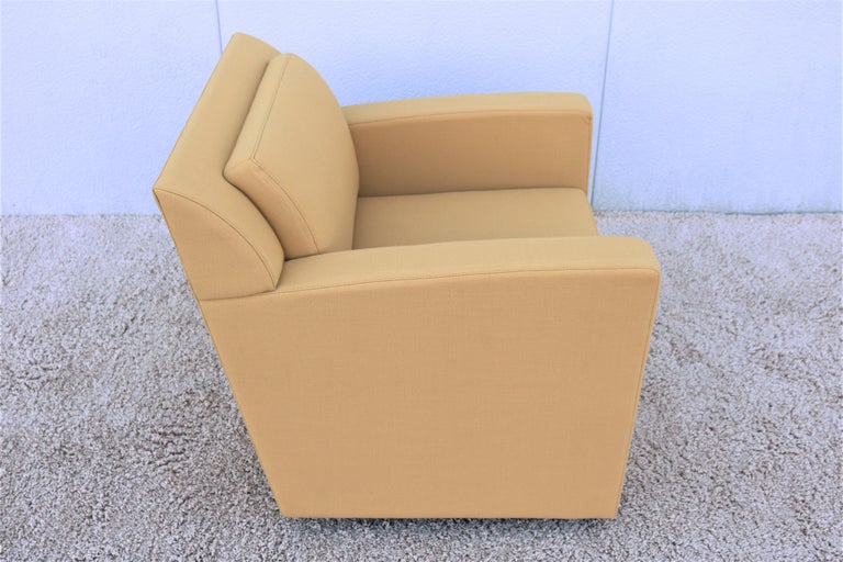 Contemporary Modern Brian COX for Bernhardt Design Entrada Lounge Chair ...