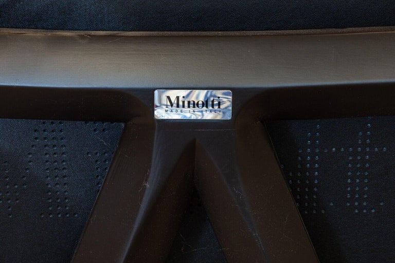 Contemporary Modern Minotti Gilliam Armchair Italian For Sale at 1stDibs