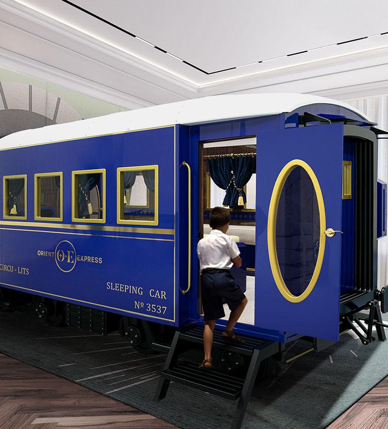 Contemporary Orient Express Bed by Circu Magical Furniture For Sale at ...