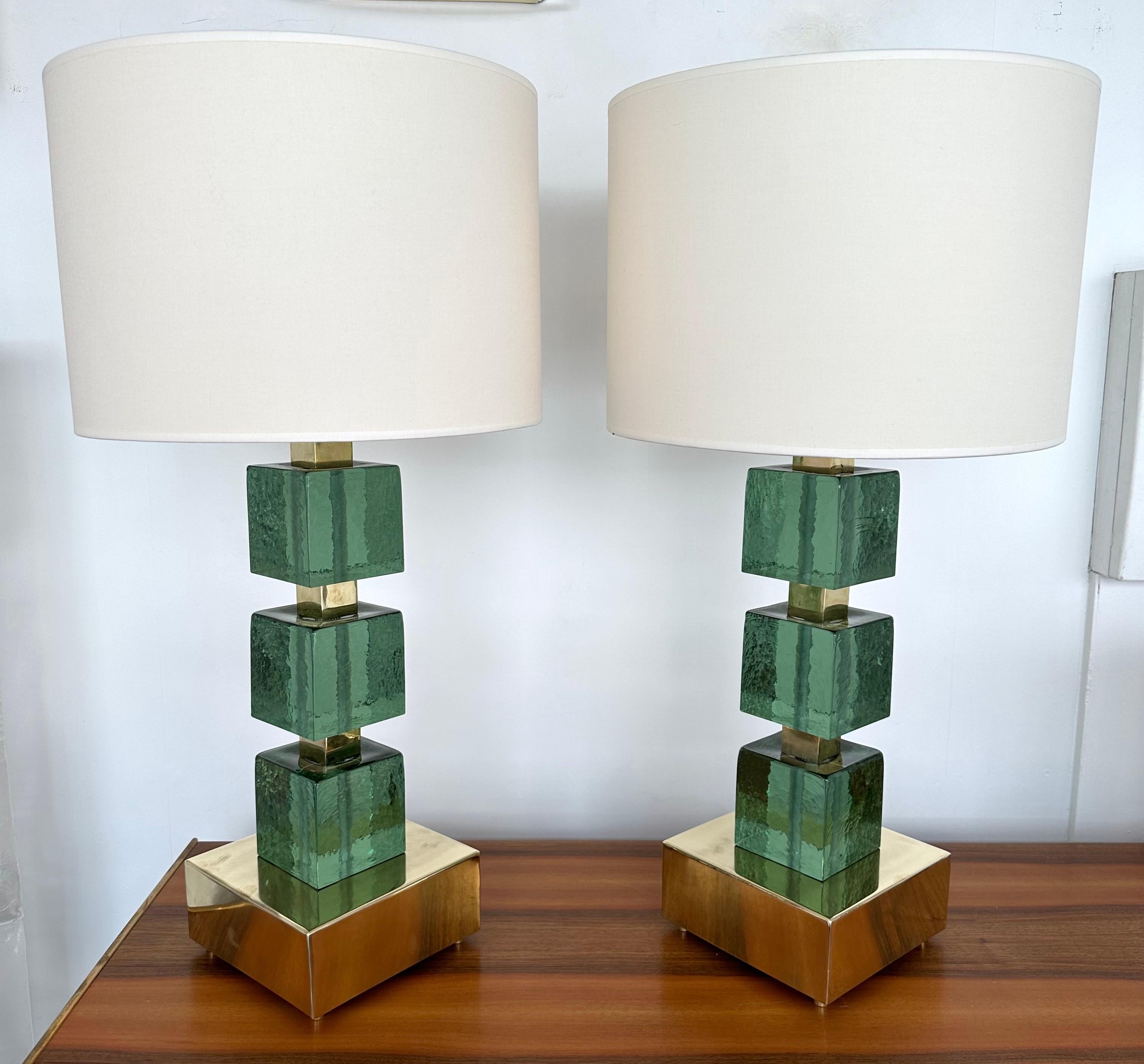 Contemporary Pair of Brass and Green Murano Glass Cube Lamps, Italy For ...