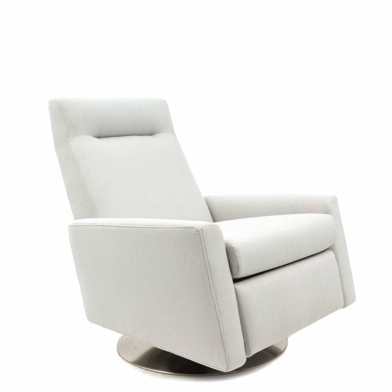Contemporary Pale Grey Recliner by MGBW For Sale at 1stDibs