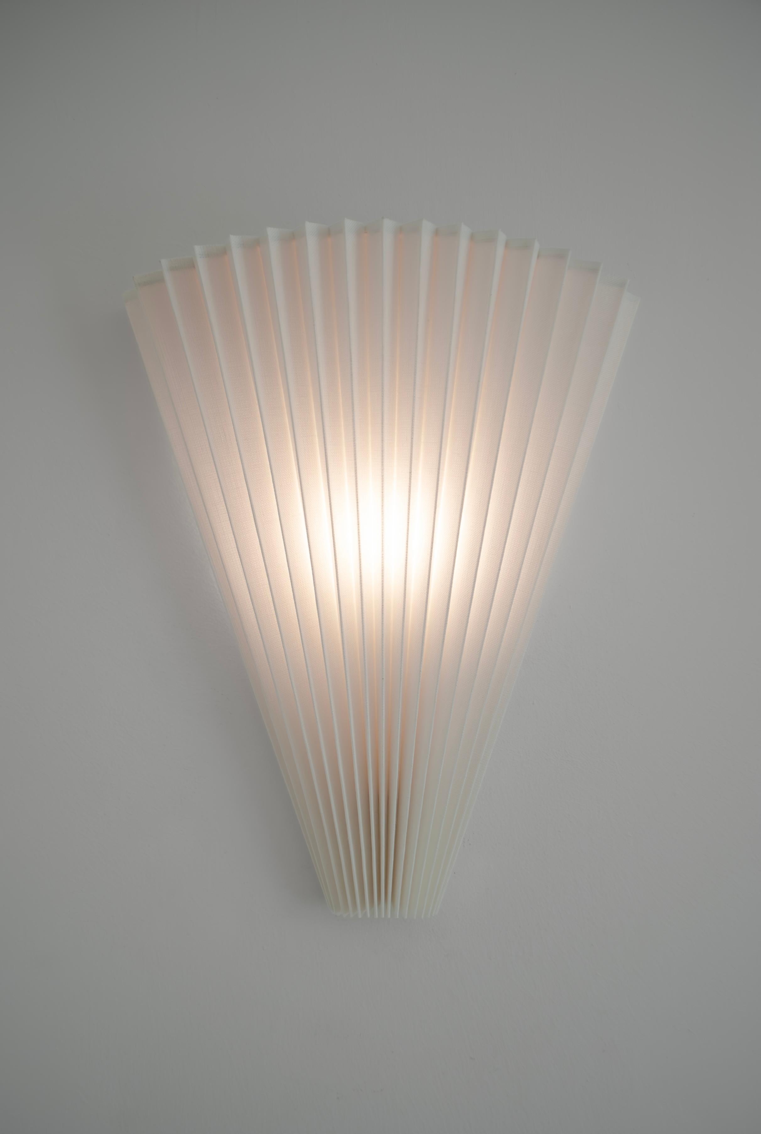 Contemporary Pleated Fan Light with Linen Shade off-white Handmade For ...