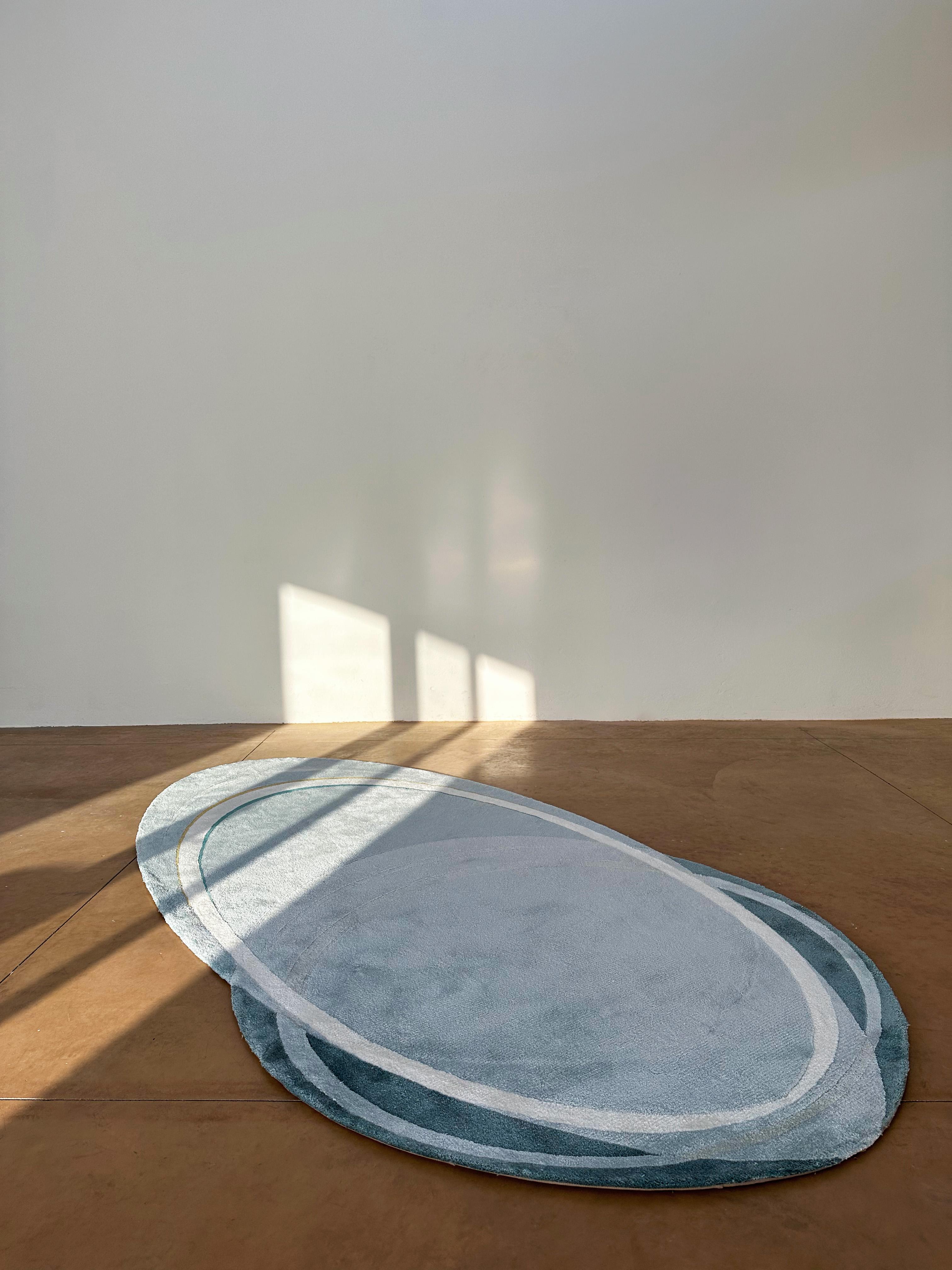 Contemporary Reflection Rug in Hand-Tufted Botanical Silk For Sale at ...