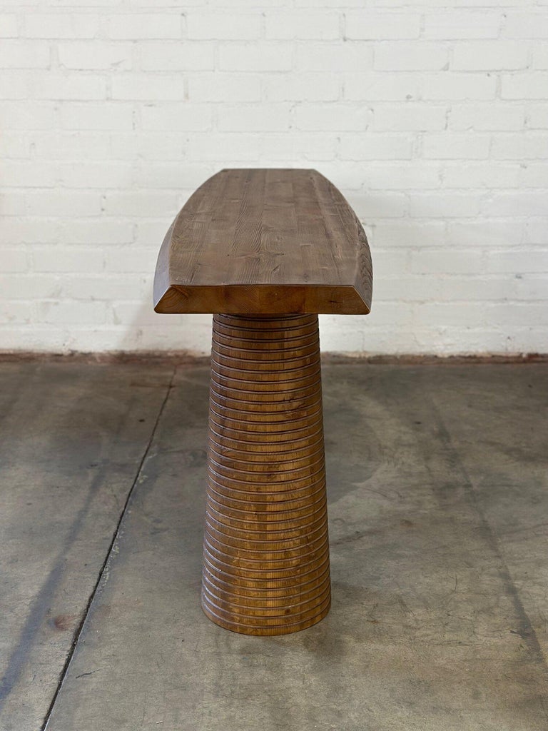 Contemporary Ribbed Console Table For Sale at 1stDibs