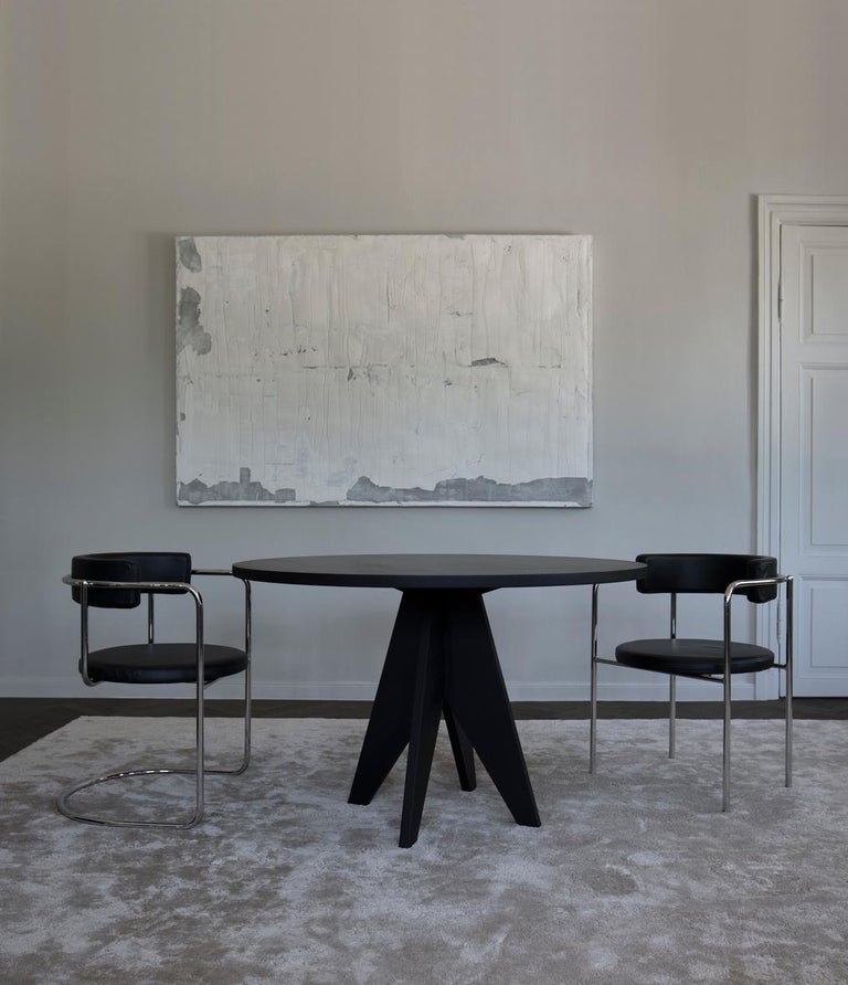 Contemporary Round Table 'POSE', 100, Black Oak For Sale at 1stDibs