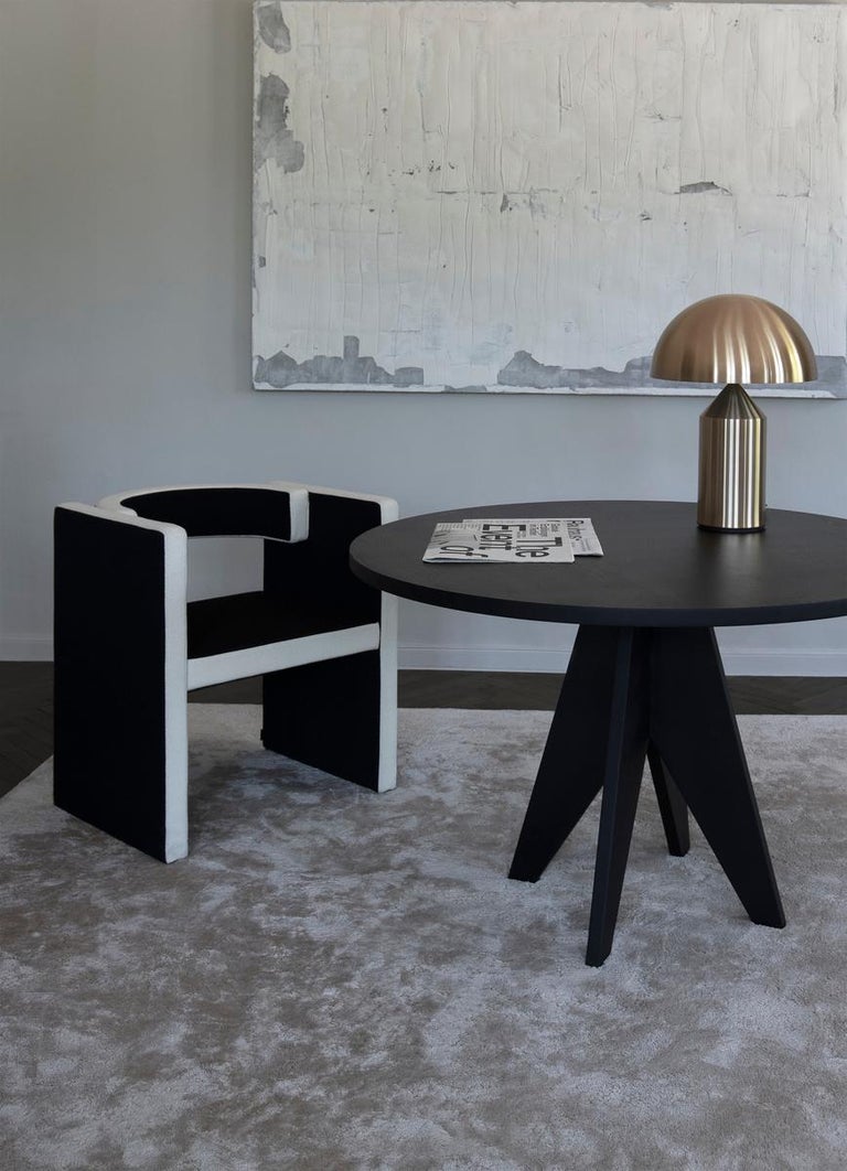 Contemporary Round Table 'POSE', 100, Black Oak For Sale at 1stDibs