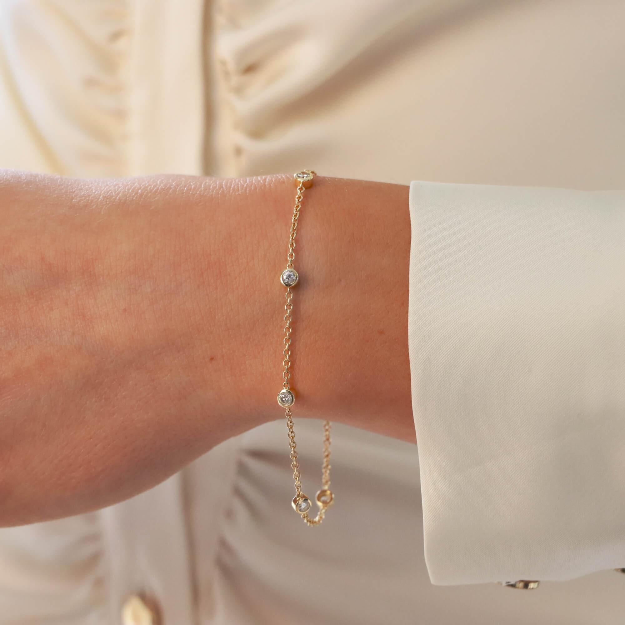 Contemporary Six Diamond Chain Bracelet in 14k Yellow Gold For Sale at ...