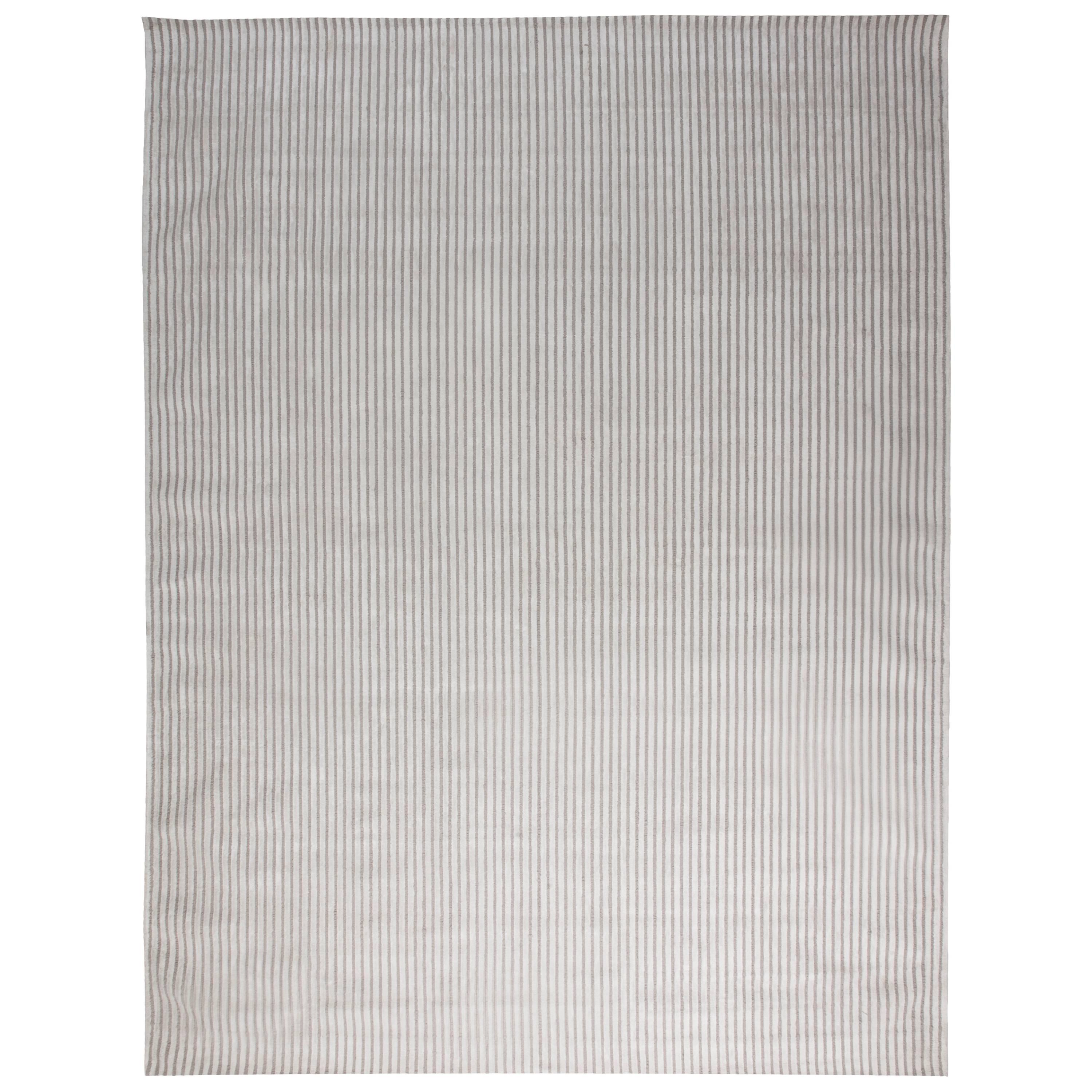 Zero Warm Gray Handwoven Wool Rug For Sale at 1stDibs