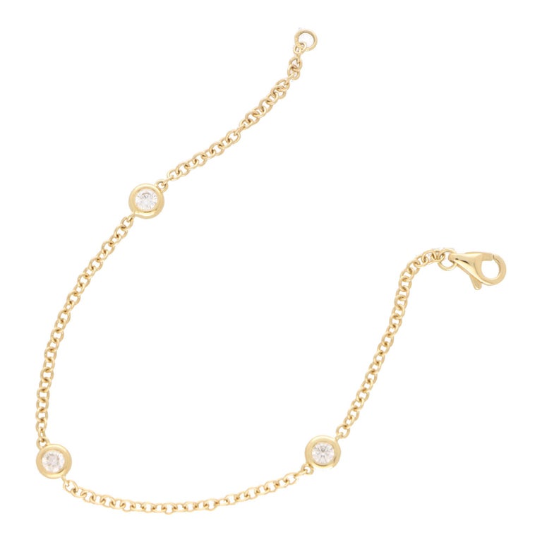 Contemporary Three Diamond Chain Bracelet in 18k Yellow Gold For Sale ...