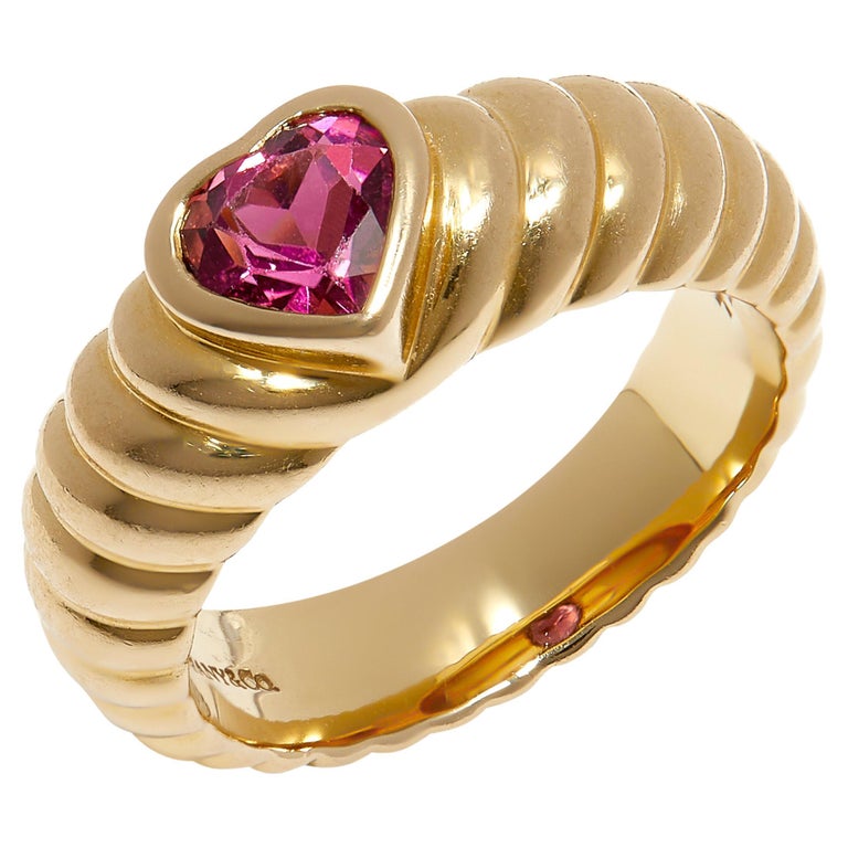 Contemporary Tiffany and Co. Tourmaline Heart Fluted Ring at 1stDibs