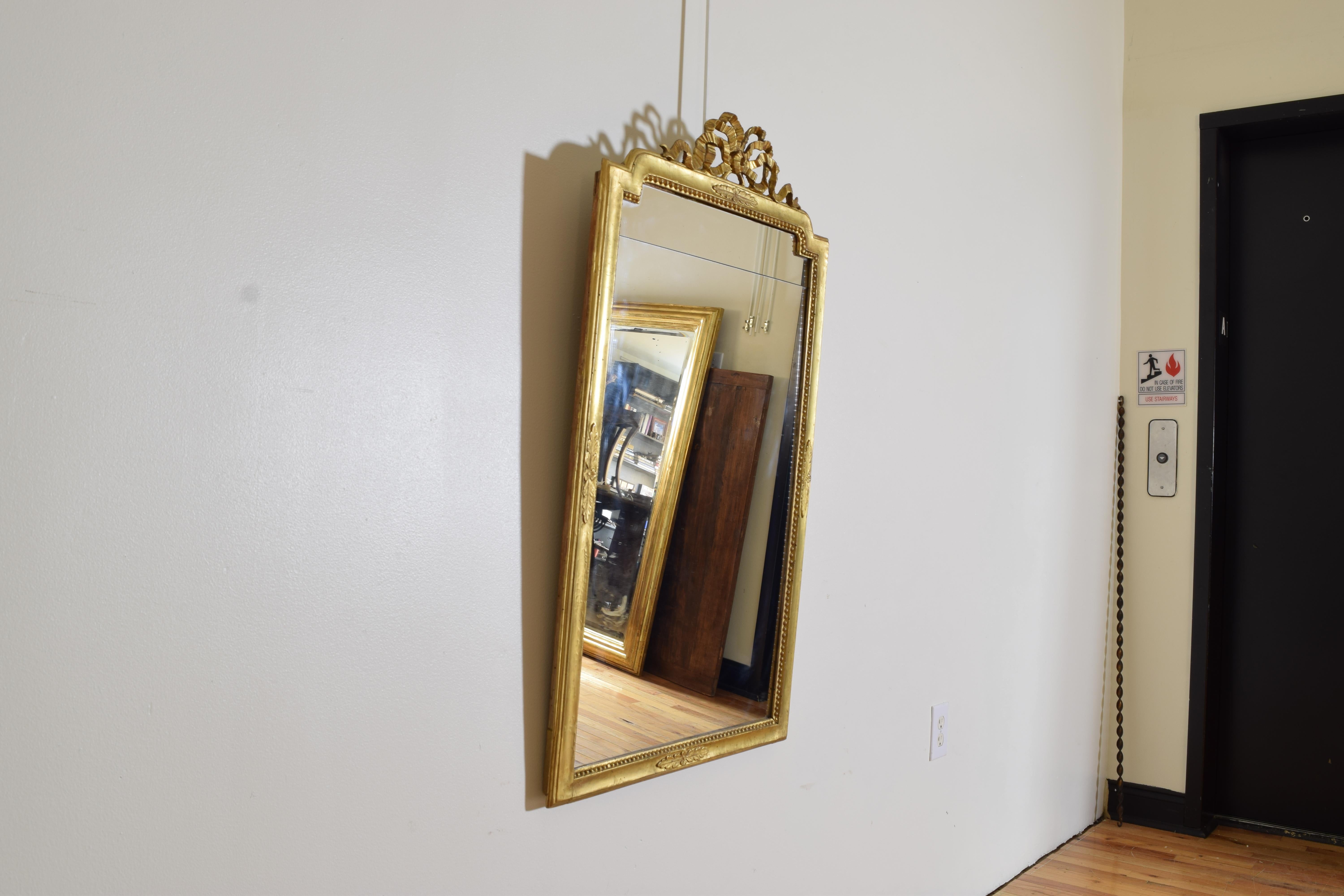 Continental Carved Giltwood Neoclassical Mirror, Early 19th Century For ...