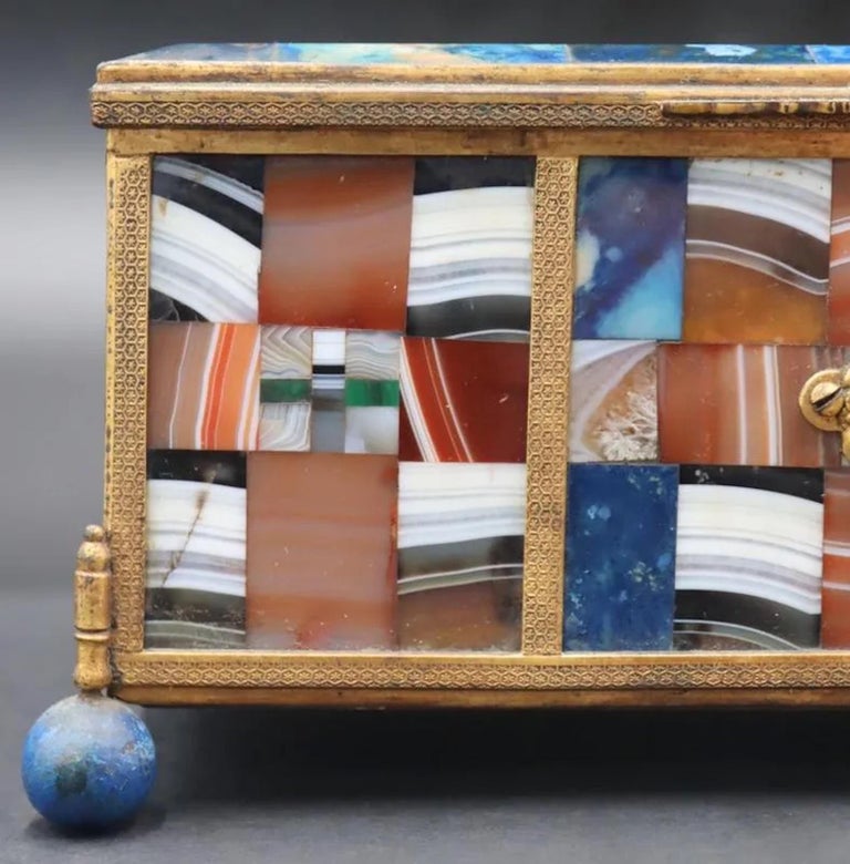 Continental Europe Hardstone Inlay Trinket or Table Box For Sale at 1stDibs