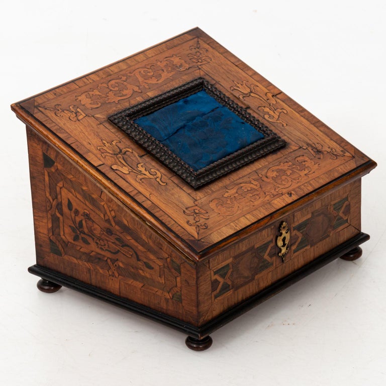 Continental Style Inlaid Lace Maker's Box, circa 1720s For Sale at 1stDibs