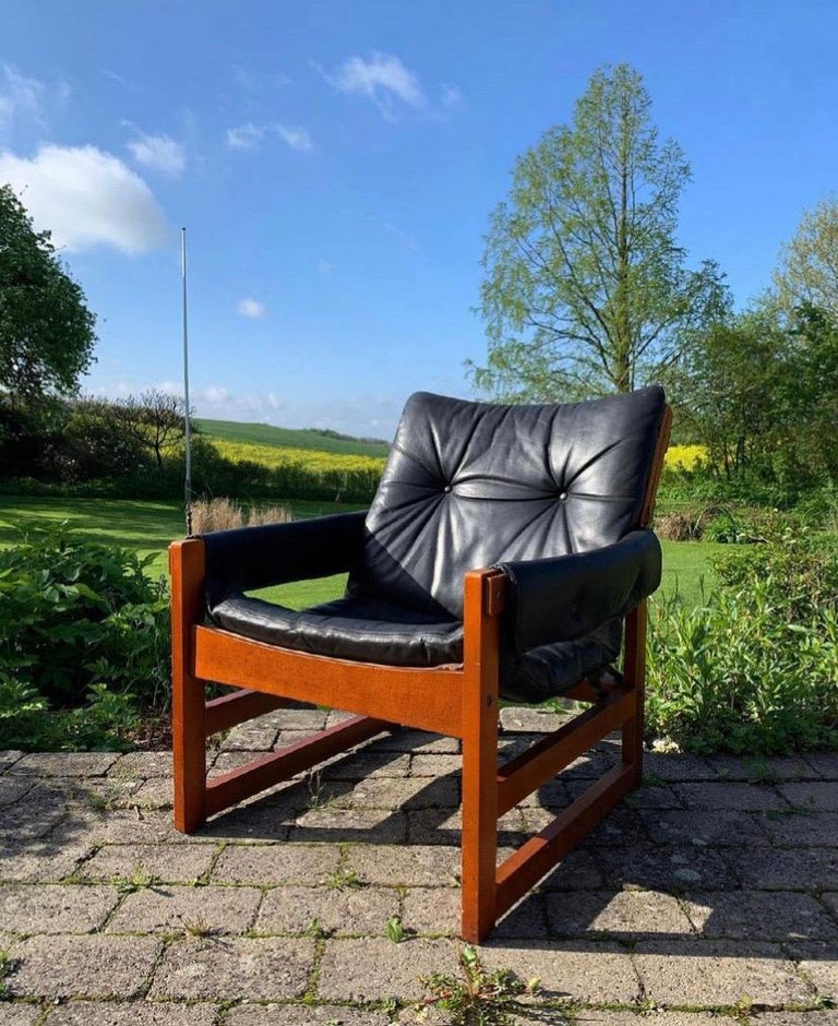 Cool Black Leather Lounge Chair, 1960s For Sale at 1stDibs