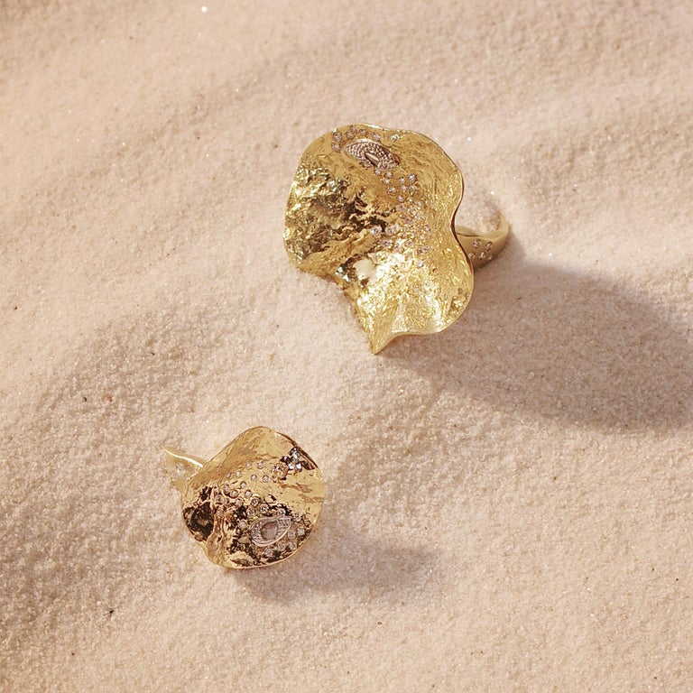 Coomi 20K Serenity Cactus Flower Diamond Ring - Large For Sale at ...