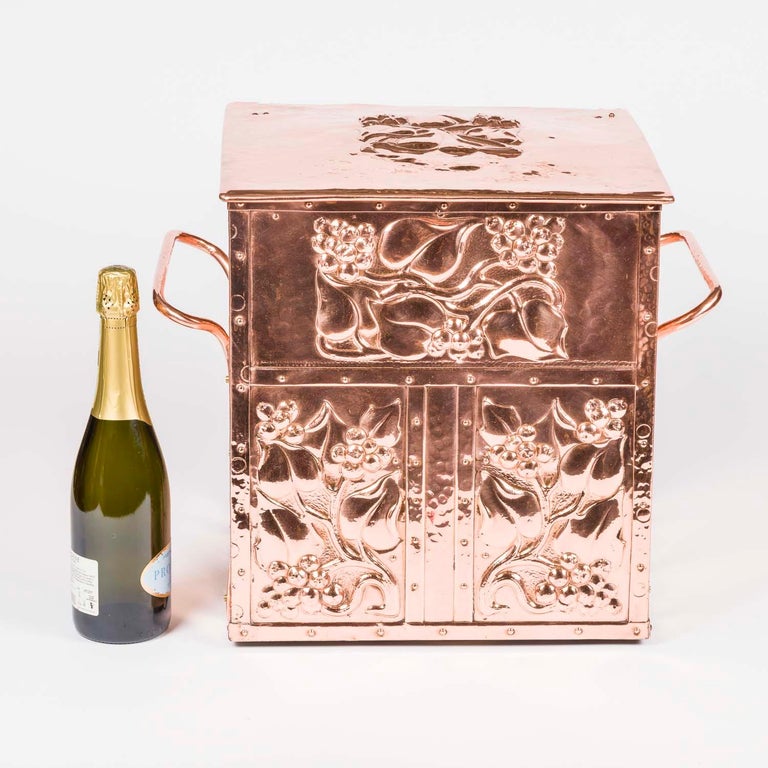 Copper Art Nouveau Fireside Box For Sale at 1stDibs