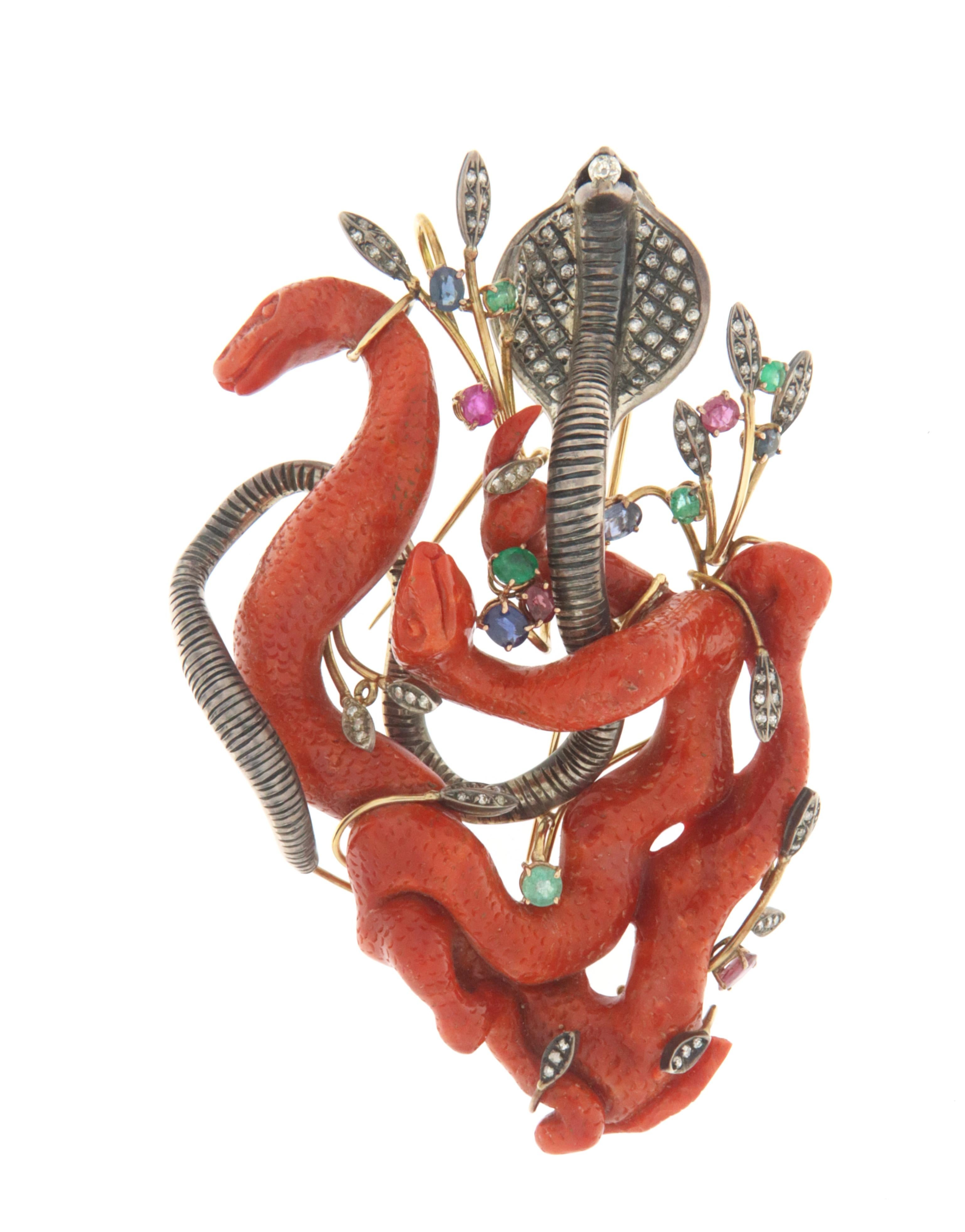 Coral Diamonds 14 Karat Yellow Gold Snakes Brooch For Sale at 1stDibs