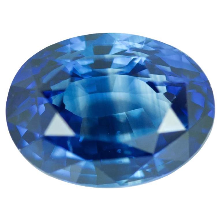 Natural Cornflower Blue Ceylon Sapphire and Diamond Ring For Sale at 1stDibs