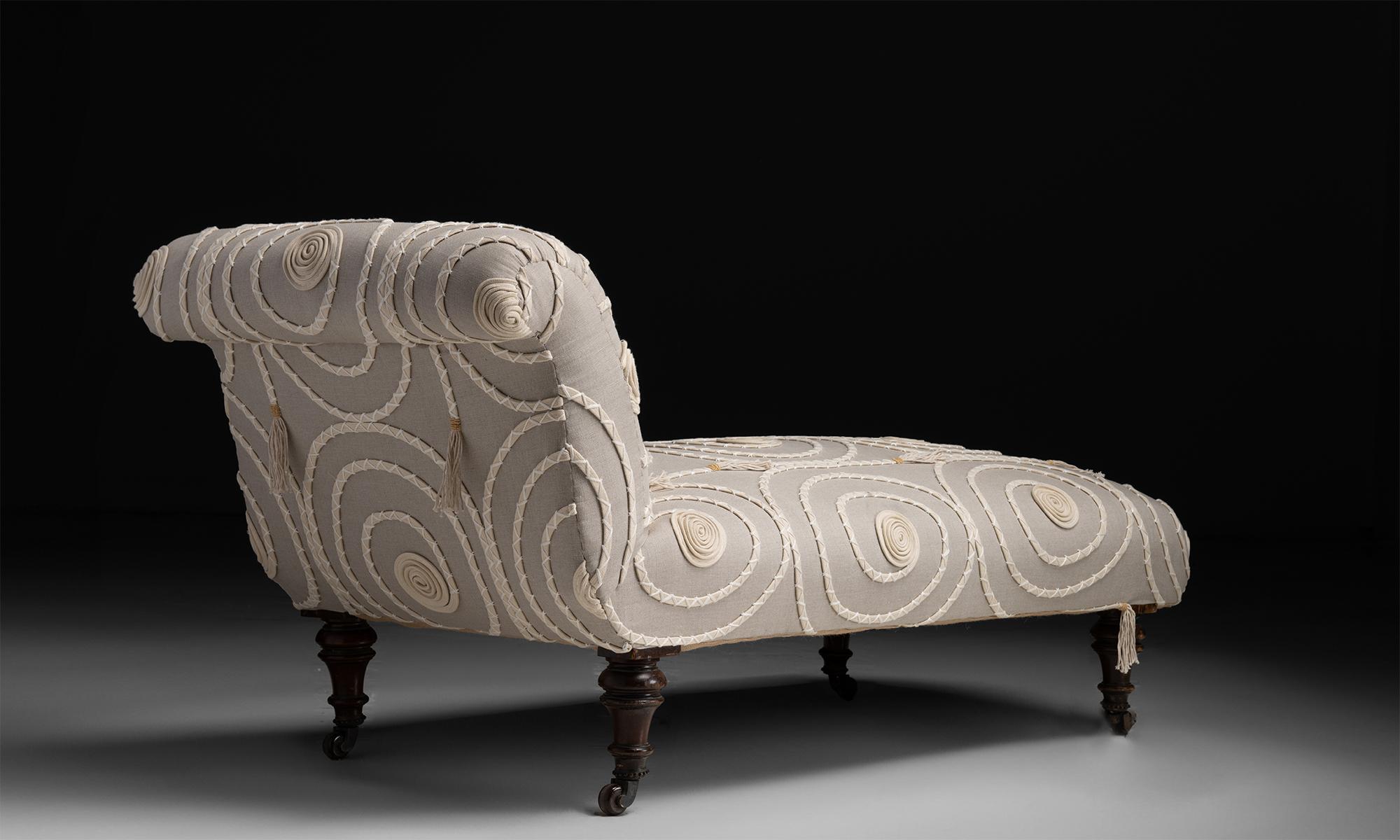 Country House Daybed in Pierre Frey Embroidered Linen, England circa ...