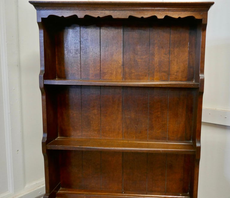 Country Oak Gothic Style Cottage Dresser at 1stDibs