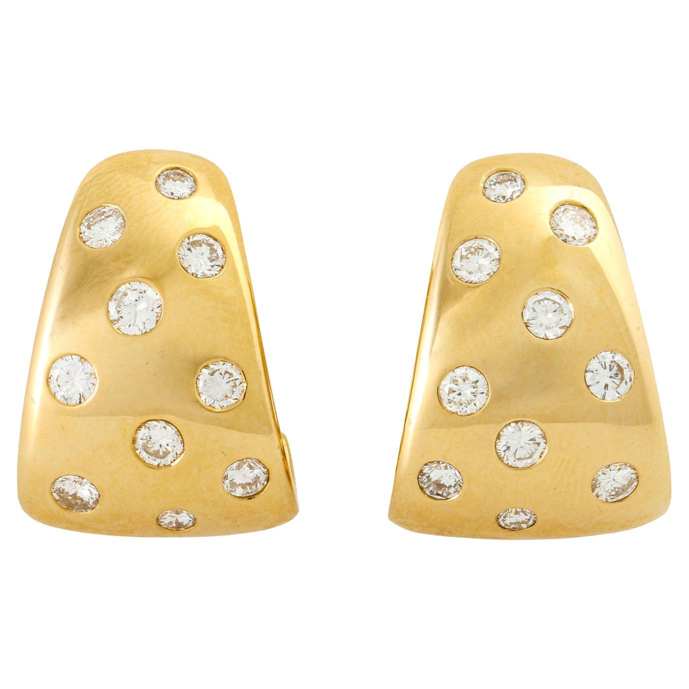 Pair of Ear Clips with 20 Brilliants For Sale at 1stDibs