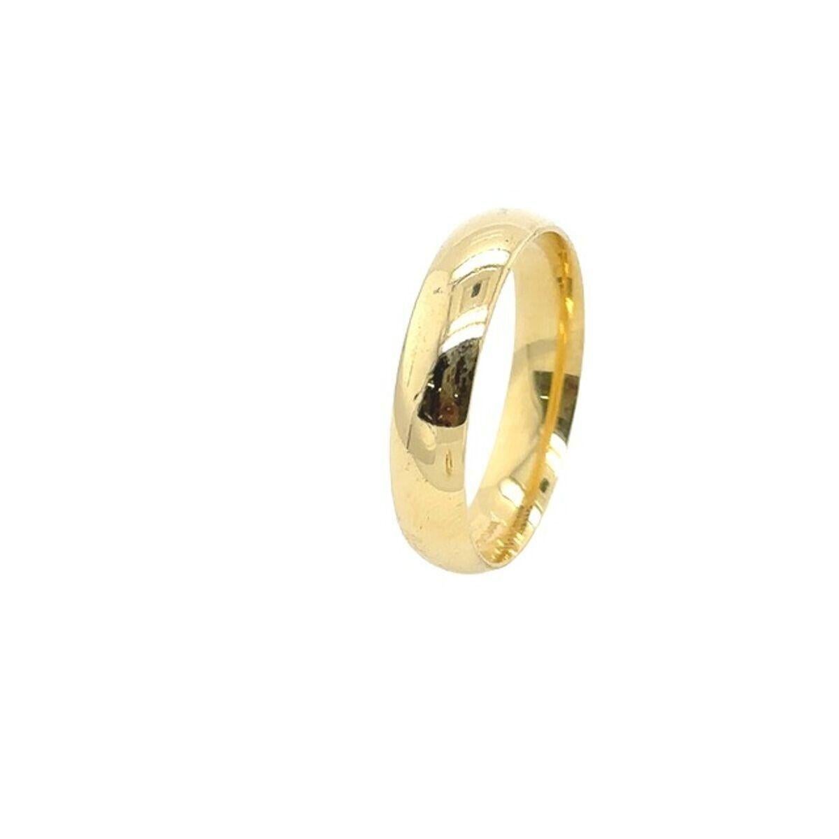 Court Shape Wedding Band in 18ct Yellow Gold at 1stDibs