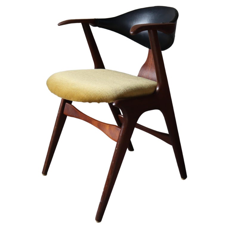 Cow horn chair in teak by Louis van Teeffelen for AWA/Wébé, 1960's! For ...