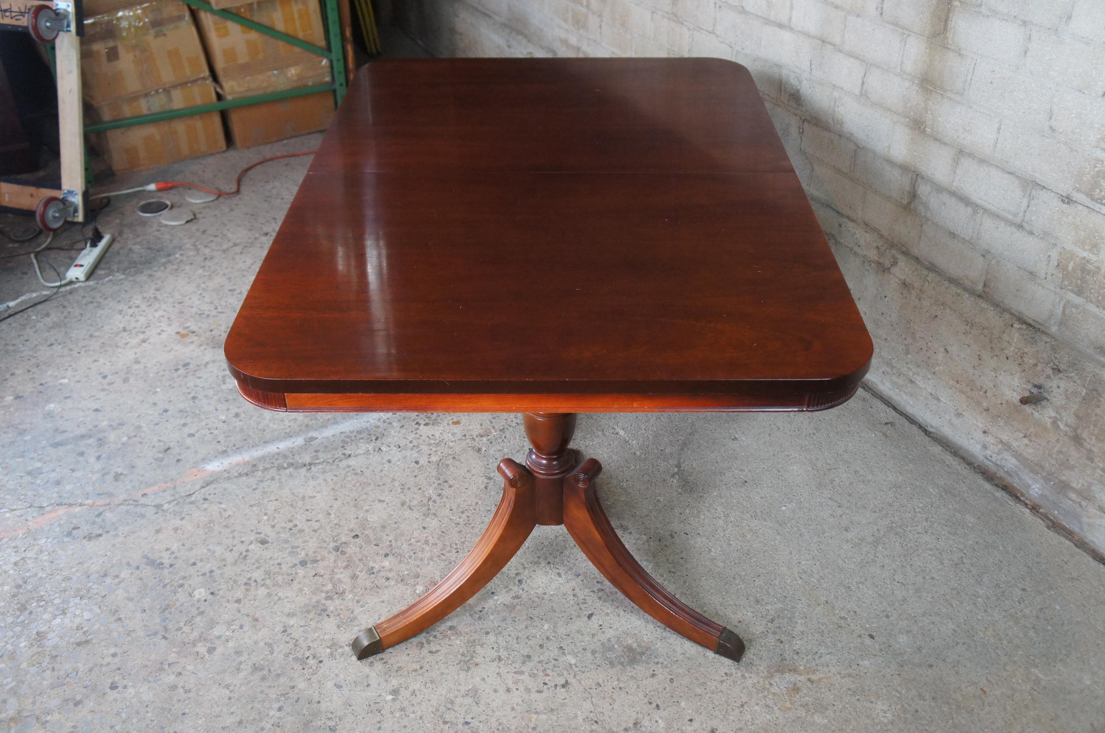 Craddock Furniture Mid Century Duncan Phyfe Mahogany Extendable Dining ...