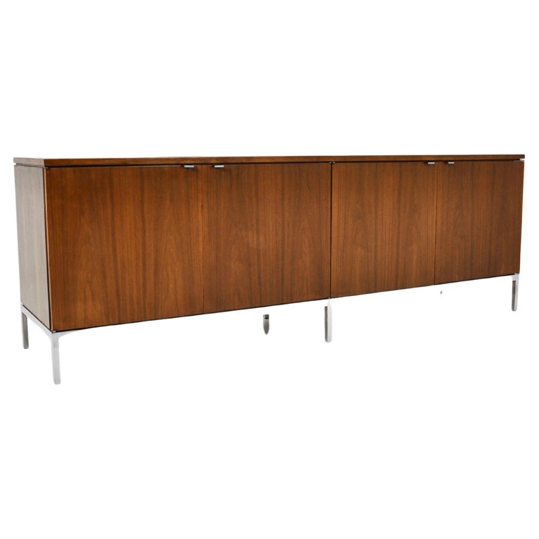 Credenza Sideboard by Florence Knoll Bassett for Knoll Inc, 1970s For ...