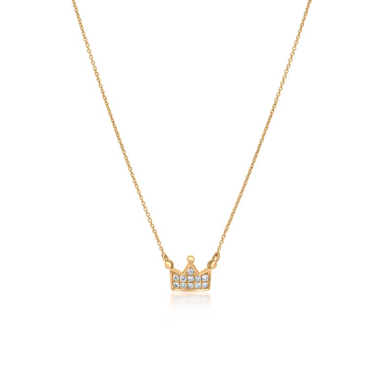 Crown Diamond Pendant Necklace in 18K Yellow Gold For Sale at 1stDibs