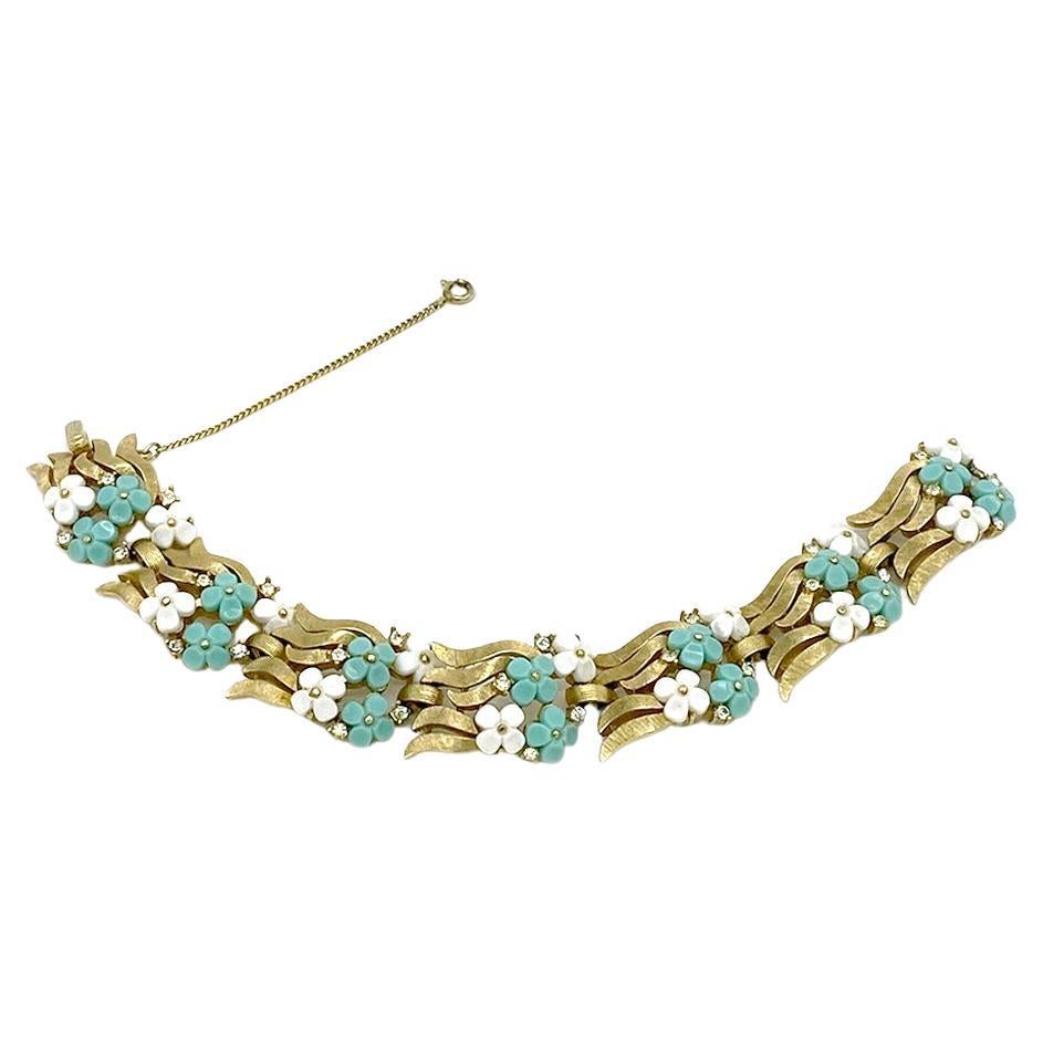 Crown Trifari Flower Link Bracelet For Sale at 1stDibs