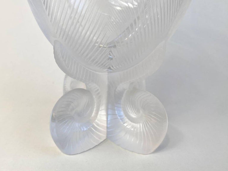 Crystal Vase Lalique Signed Lalique Vase, France, 1960 For Sale at 1stDibs
