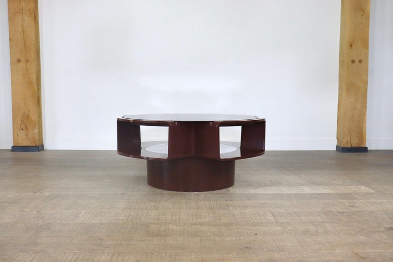 Curvoform Series Brown Fibreglass Ufo Coffee Table by Curver, 1960s For ...