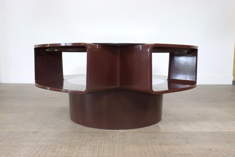 Curvoform Series Brown Fibreglass Ufo Coffee Table by Curver, 1960s For ...