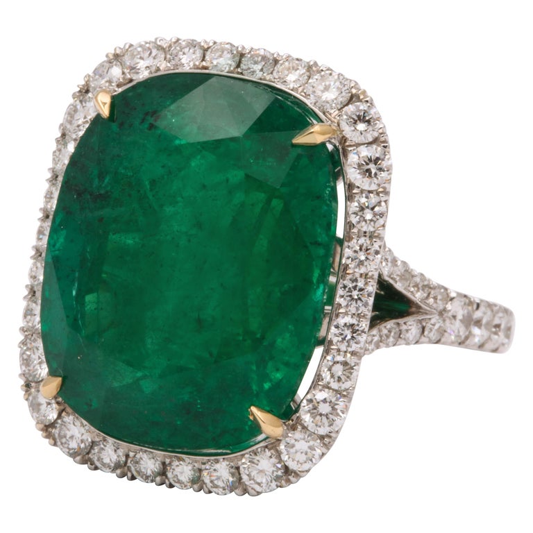 Cushion Cut Vivid Green Emerald and Diamond Ring For Sale at 1stDibs