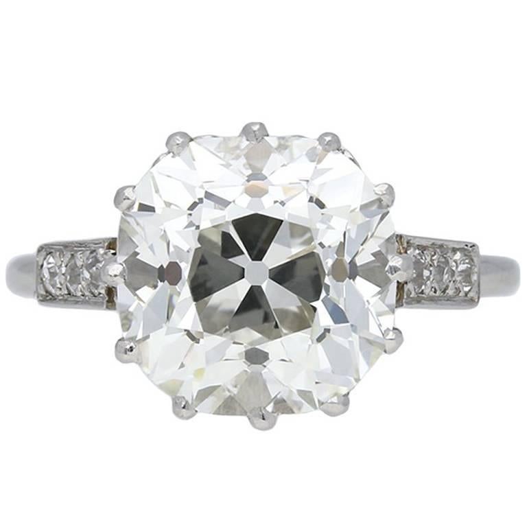 Royal Engagement Rings: From Meghan Markle to Queen Elizabeth | The Study